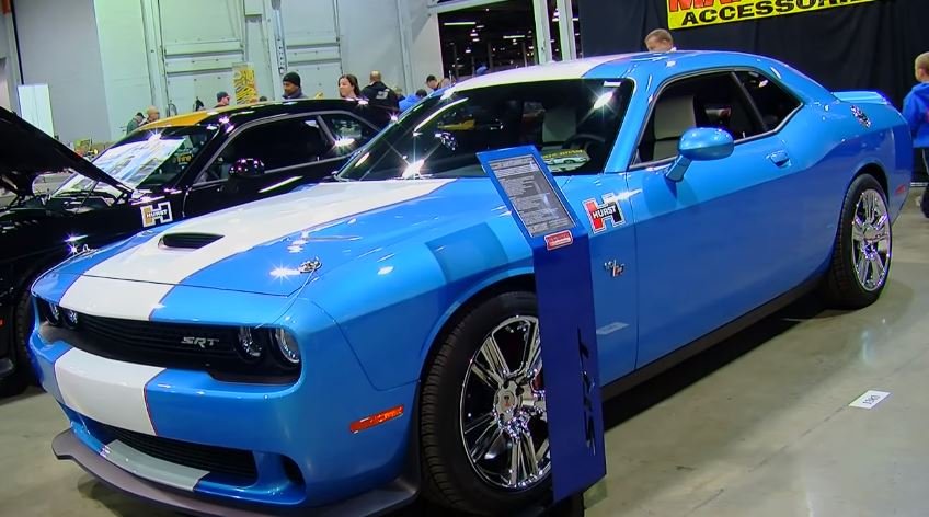 Video: The Hurst Challengers Are Coming And They're Raw - Mopar ...
