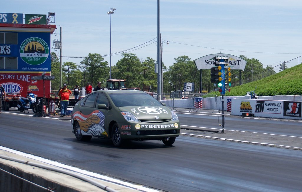 Video: Flaming River-Equipped PriuSRT8 Run 9-Seconds - Mopar Connection ...