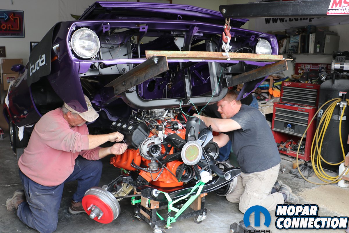 Gallery: Installing Comeback 'Cuda’s Elephant The Way The Factory Did ...